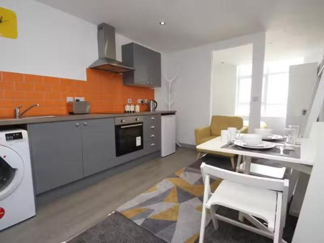 1 bedroom flat for rent in Anlaby Road, HU1