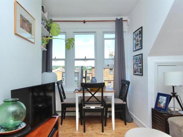 1 bedroom flat for rent in Anson Road, N7