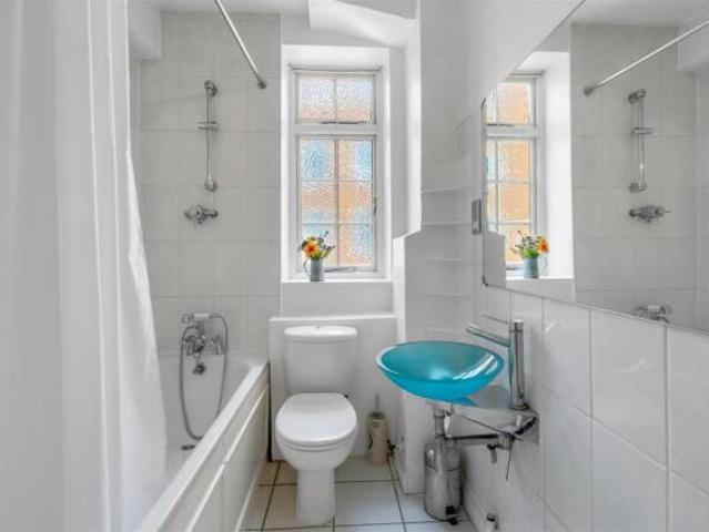 1 bedroom flat for rent in Ashley Court, Victoria, SW1P