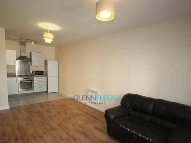 1 bedroom flat for rent in Aspects court Central Slough SL1