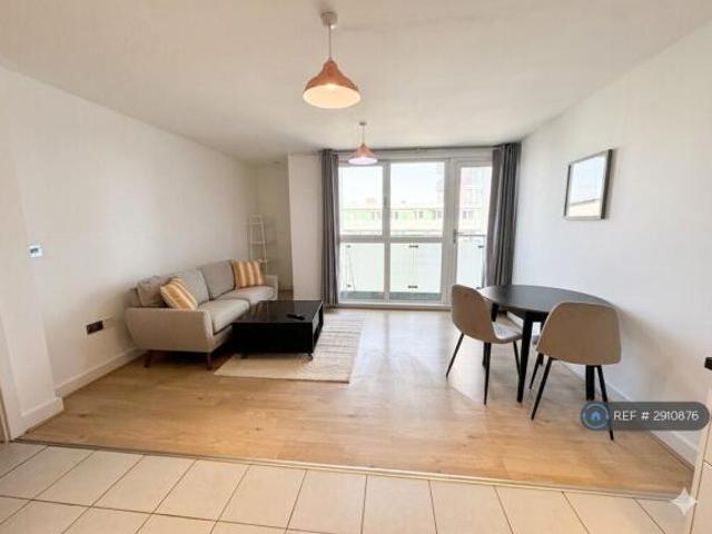 1 bedroom flat for rent in Apollo Court, London, E15