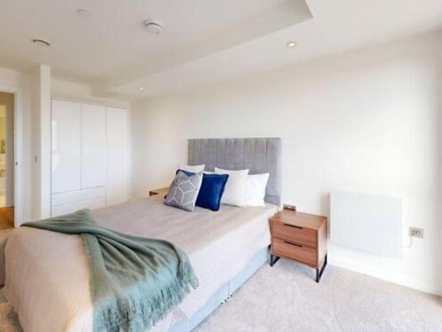 1 bedroom flat for rent in Apt. 209, 55 Herschel Street, Slough, Berkshire, SL1