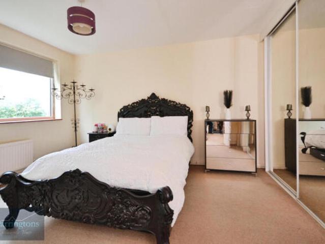 1 bedroom flat for rent in Ardleigh Court, Shenfield, Essex, CM15