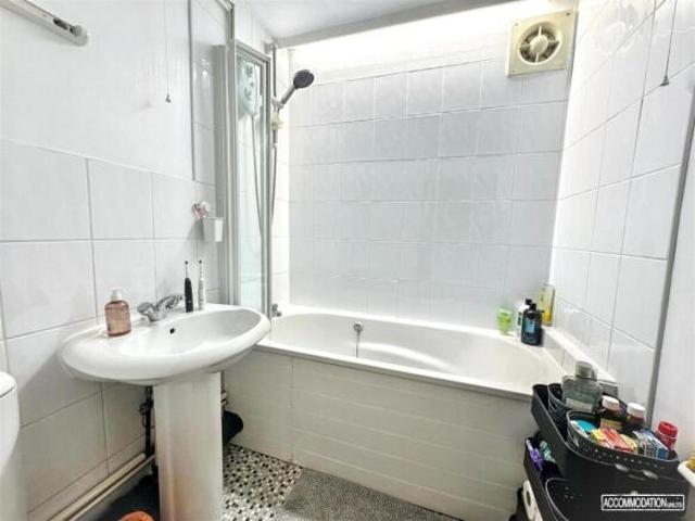 1 bedroom flat for rent in Ardmore Vicarage Road Leigh Woods, Bristol, BS8