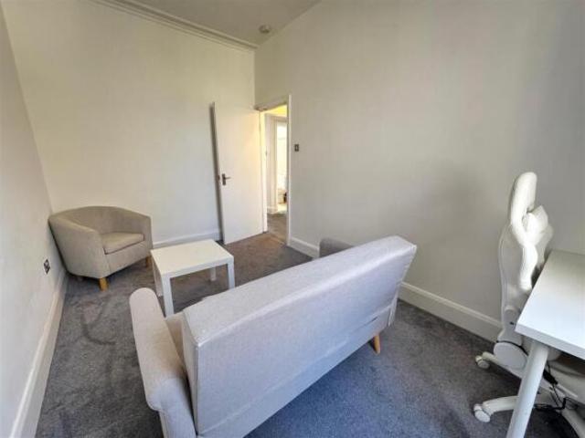 1 bedroom flat for rent in Argyle Square, WC1H
