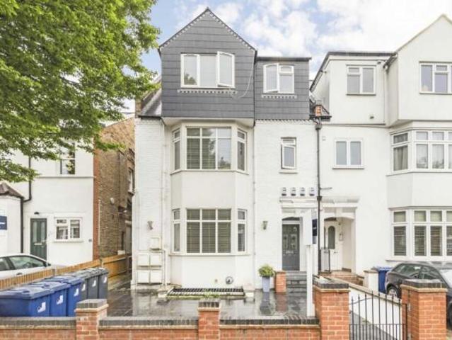 1 bedroom flat for rent in Argyle Road, Ealing, W13