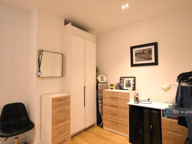 1 bedroom flat for rent in Arrowhead House, Luton, LU4