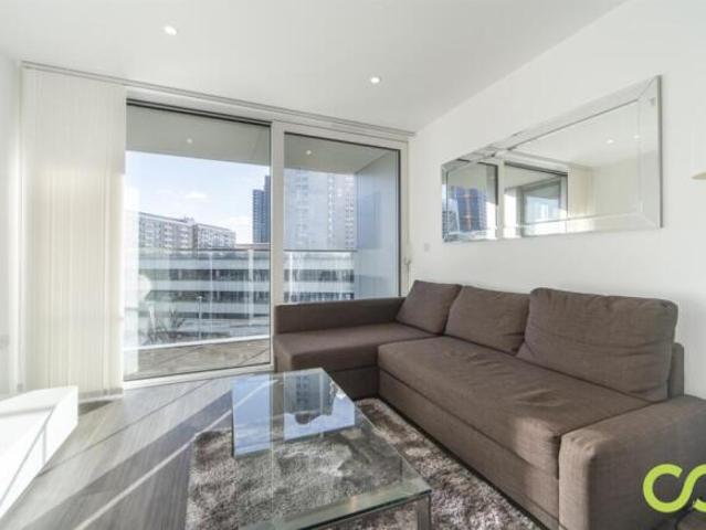 1 bedroom flat for rent in Aurora Apartments, Buckhold Road, Wandsworth, SW18