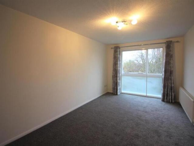 1 bedroom flat for rent in Aylsham Drive, Ickenham, UB10