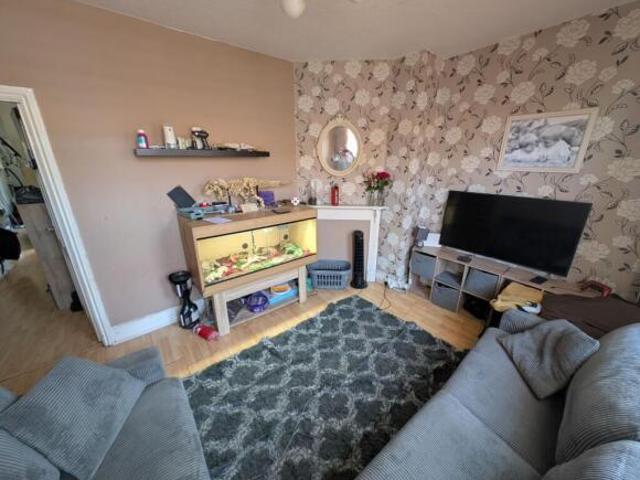 1 bedroom flat for rent in b Priory Road, Shirehampton, Bristol, BS11