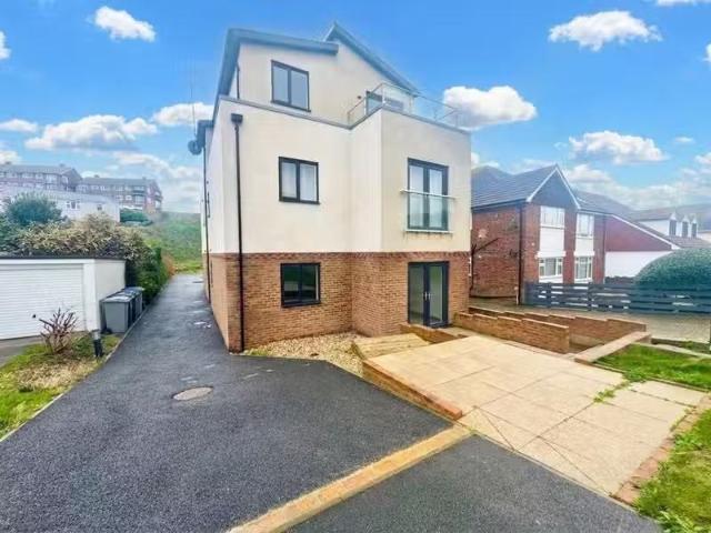 1 bedroom flat for rent in Bannings Vale, Saltdean, BN2