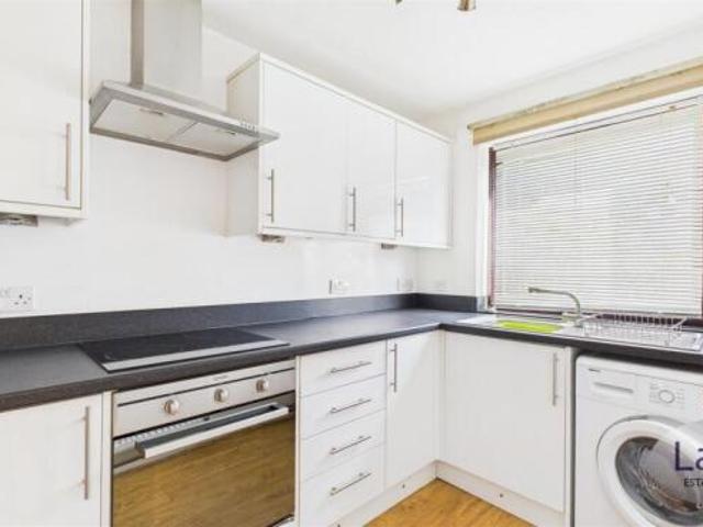 1 bedroom flat for rent in Bagshot Road, Bush Hill Park, Enfield, EN1