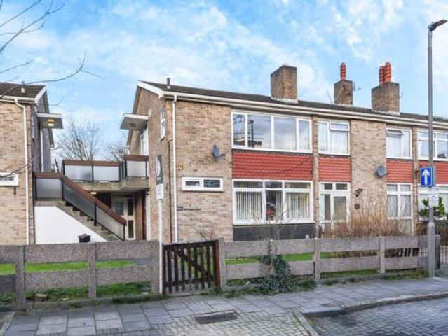 1 bedroom flat for rent in Balham New Road, Balham, SW12