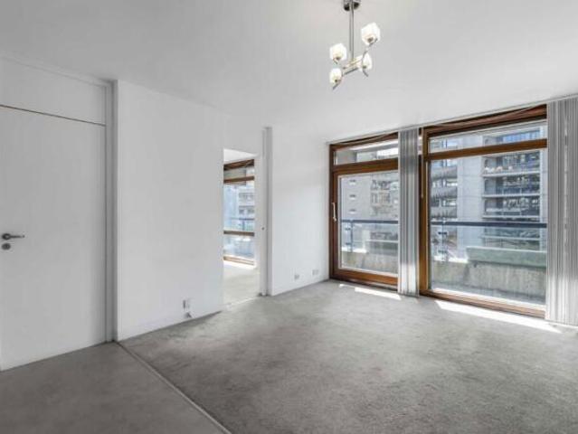 1 bedroom flat for rent in Barbican, Ben Jonson House, EC2Y