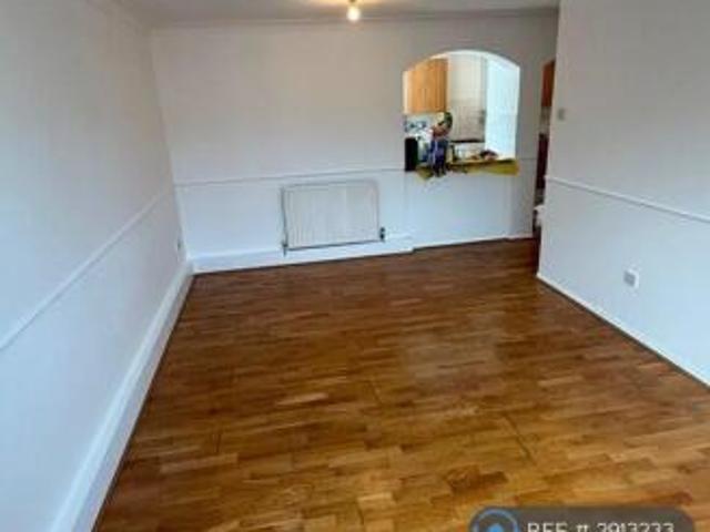 1 bedroom flat for rent in Barbot Close, London, N9