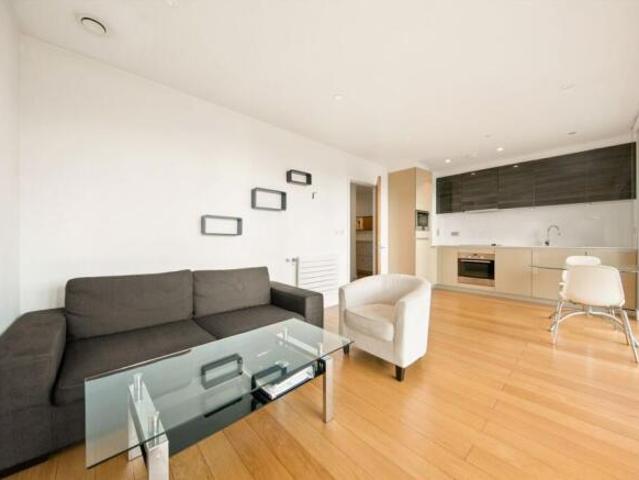 1 bedroom flat for rent in Barking Road, Canning Town, E16