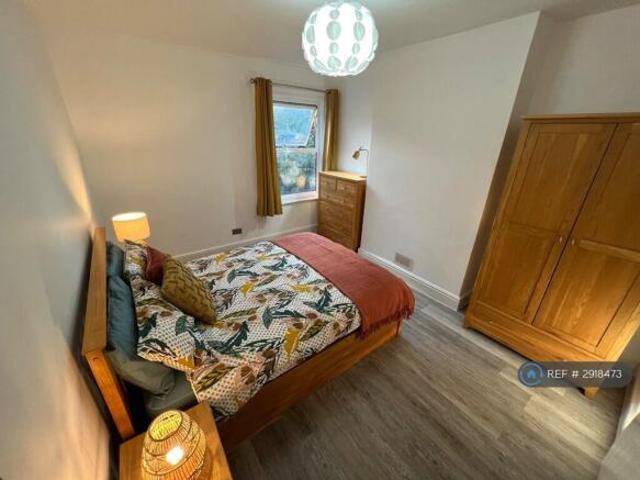 1 bedroom flat for rent in Basingstoke Road, Reading, RG2