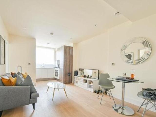 1 Bedroom Flat For Rent In Battersea