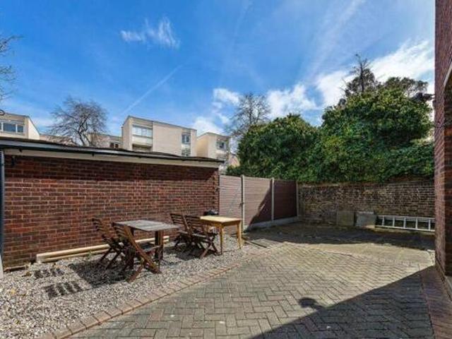 1 Bedroom Flat For Rent In Battersea, London