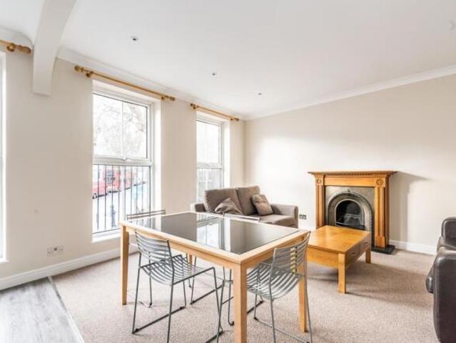 1 bedroom flat for rent in Battersea Rise Battersea SW11