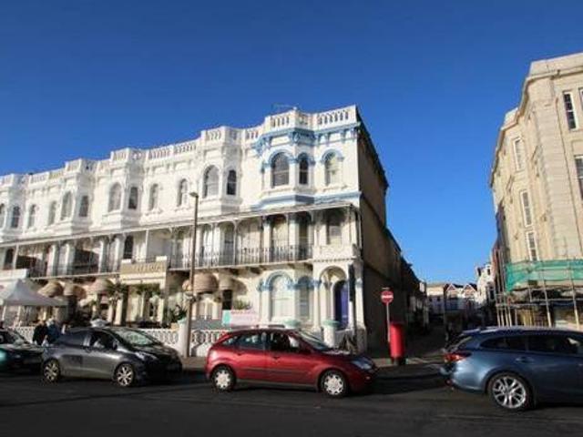 1 bedroom flat for rent in Bath Place BN11