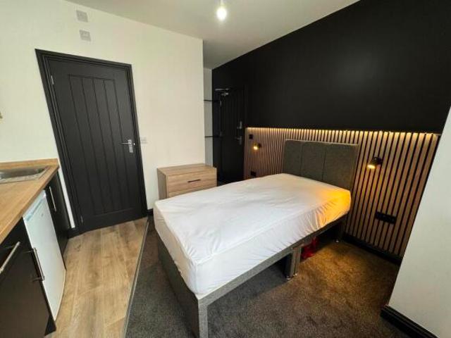 1 bedroom flat for rent in Bath Street, Stoke on Trent, ST4