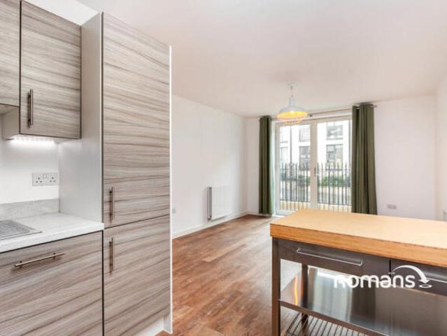 1 bedroom flat for rent in Beatrice House, Stothert Avenue, BA2
