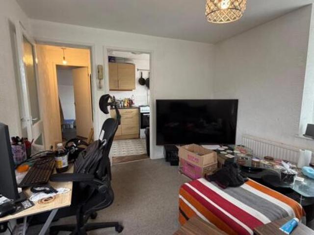 1 bedroom flat for rent in Beaconsfield, Manchester, M14