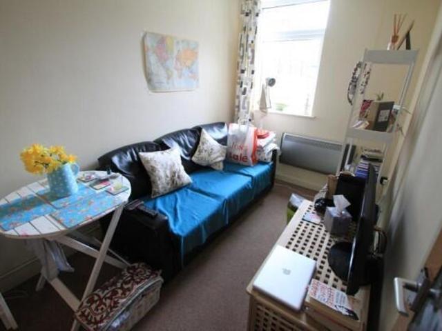 1 bedroom flat for rent in Bedford Street Cardiff, CF24
