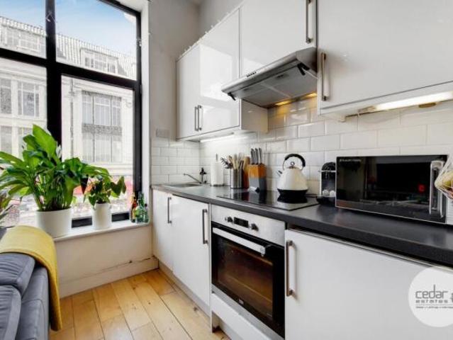 1 bedroom flat for rent in Beehive Place, Brixton SW9