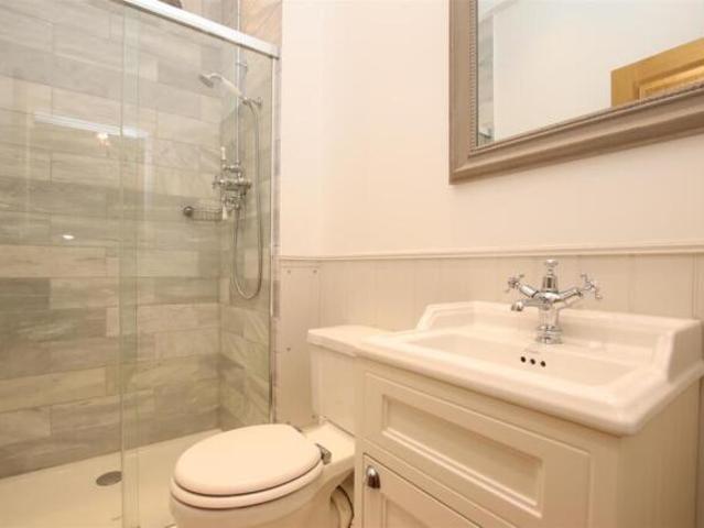 1 bedroom flat for rent in Belvedere, Bath, BA1