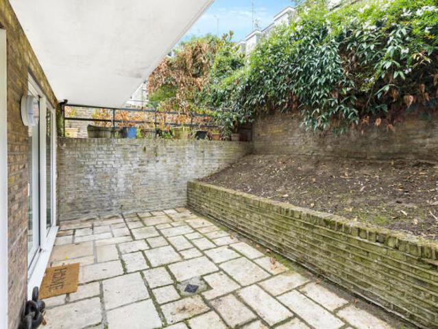 1 bedroom flat for rent in Bell House, Nevern Place, SW5