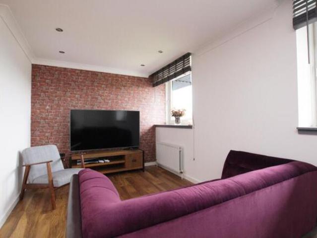 1 bedroom flat for rent in Bell Street, Merchant City, Glasgow, G1