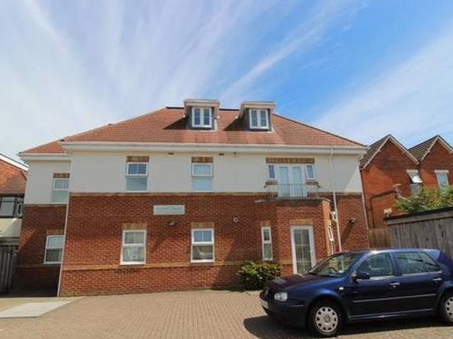 1 bedroom flat for rent in Belle Vue Road Southbourne BH6