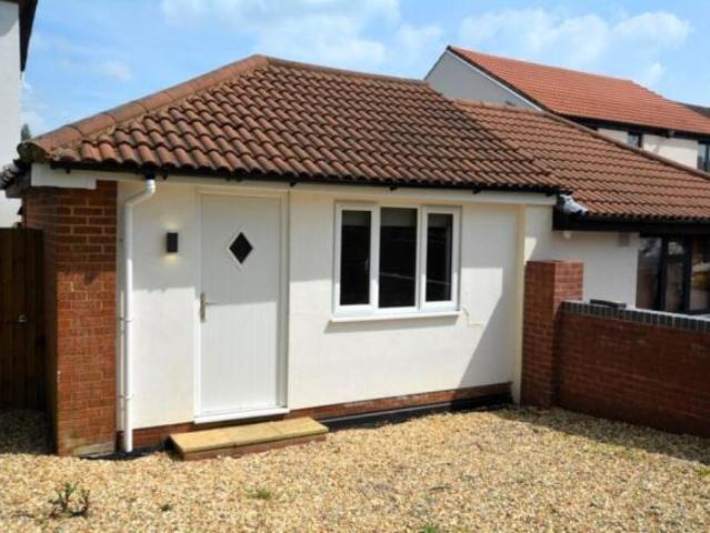 1 bedroom flat for rent in Belsize Avenue, Springfield, MK6