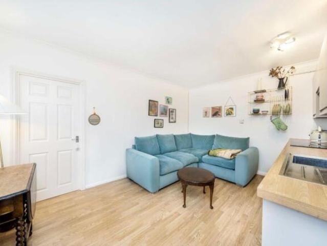 1 bedroom flat for rent in Belsize Road, West Hampstead, NW6