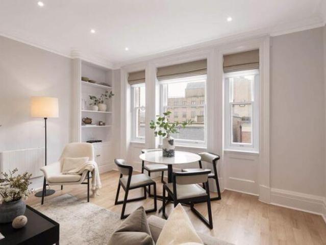 1 bedroom flat for rent in Berkeley House, Hay Hill, Mayfair, London W1J