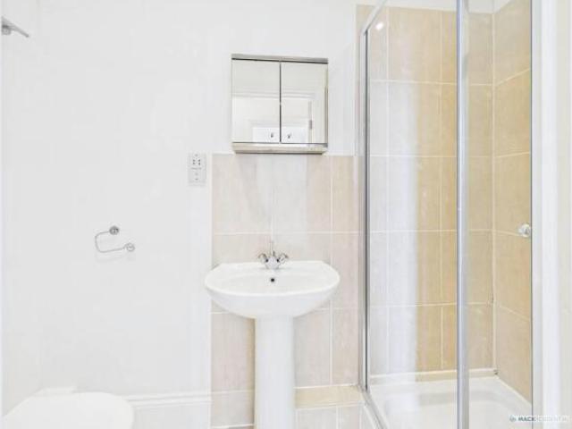 1 bedroom flat for rent in Berkeley Place, Cheltenham, GL52