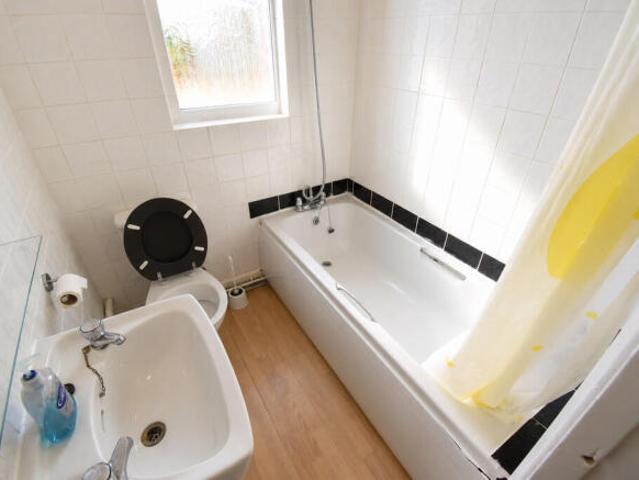 1 bedroom flat for rent in Binley Road, Coventry, CV3