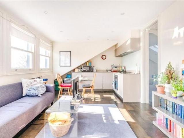 1 bedroom flat for rent in Birkbeck Road, Acton, W3