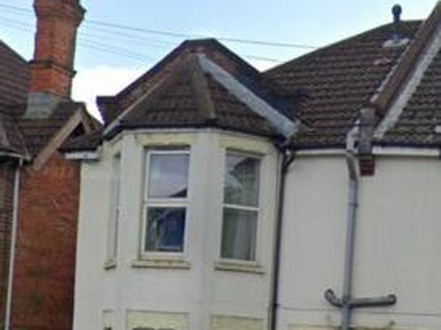 1 Bedroom Flat For Rent In Bitterne Rd West