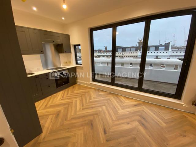 1 bedroom flat for rent in Bolingbroke Road, London, W14