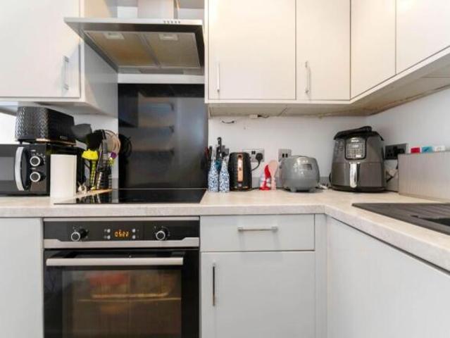 1 bedroom flat for rent in Bothwell Street, Edinburgh, EH7