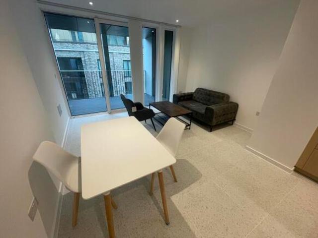 1 bedroom flat for rent in Bouchon Point, Cendal Crescent, London, E1