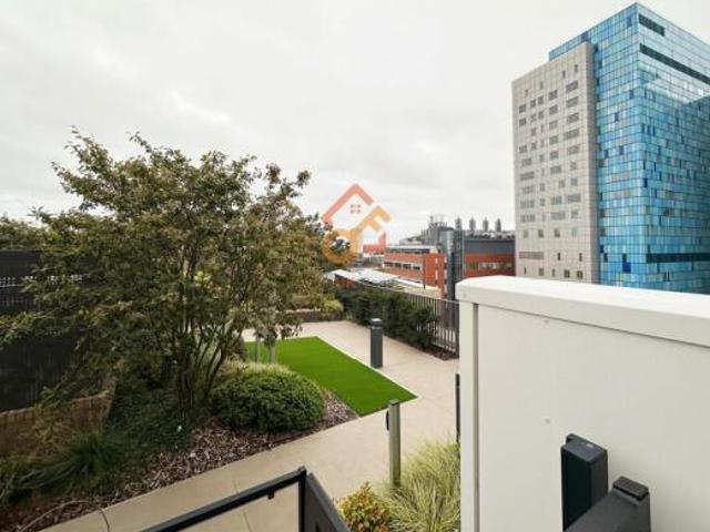 1 bedroom flat for rent in Bouchon Point, 7 Cendal Crescent, London, E1