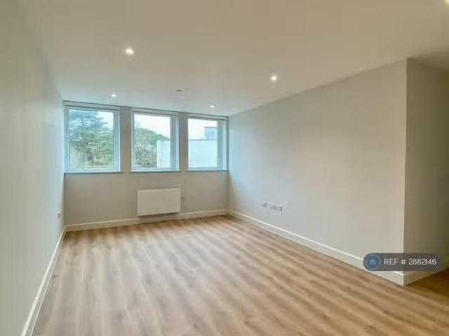 1 bedroom flat for rent in Bournemouth House, Bournemouth, BH1