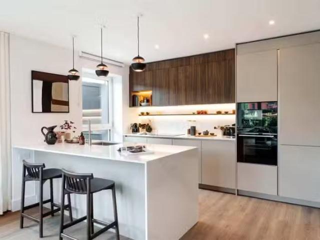 1 bedroom flat for rent in Bow Green, London, E3