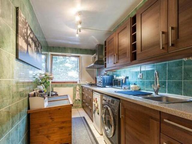 1 Bedroom Flat For Rent In Bow, London