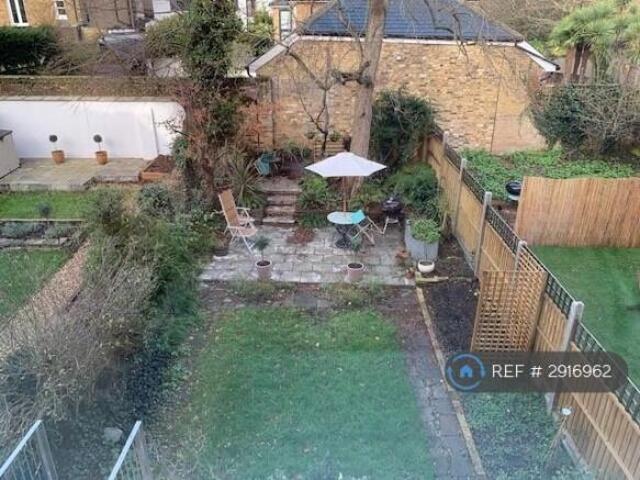 1 bedroom flat for rent in Blackheath Grove, London, SE3