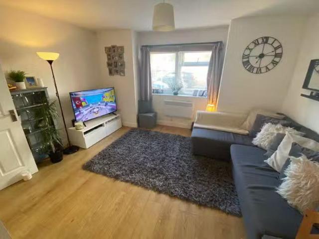1 bedroom flat for rent in Blackweir Terrace, Cardiff, CF10